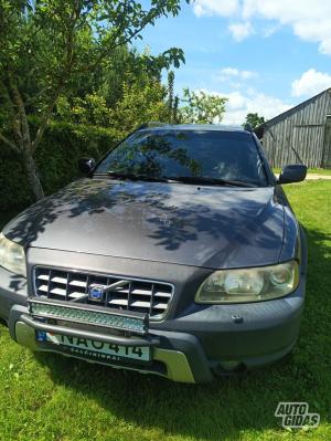 Volvo XC70 2006 in Salcininkai, with an engine capacity of 2.40 L and mileage of 338 thousand km for 1999 €, photo  on AUTOMOTO.COM.LV