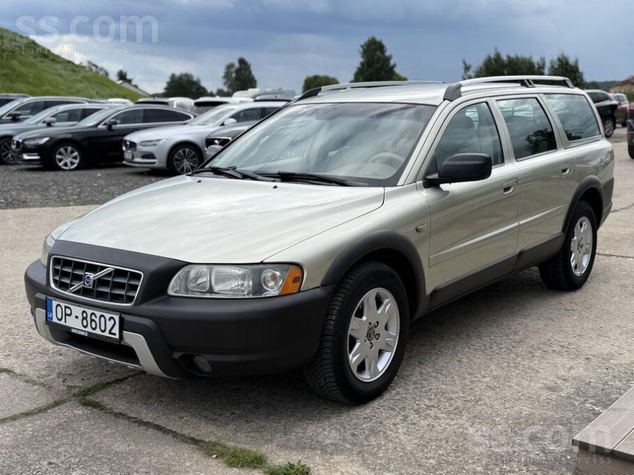 Volvo XC70 2006 Rīga, ar dzinēja tilpumu 2.40 L un nobraukumu 187 tūkst. km par 5900 €, foto 3 vietnē AUTOMOTO.COM.LV