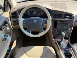 Volvo XC70 2006 Rīga, ar dzinēja tilpumu 2.40 L un nobraukumu 187 tūkst. km par 5900 €, foto 4 vietnē AUTOMOTO.COM.LV