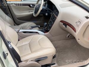 Volvo XC70 2006 Rīga, ar dzinēja tilpumu 2.40 L un nobraukumu 187 tūkst. km par 5900 €, foto 10 vietnē AUTOMOTO.COM.LV