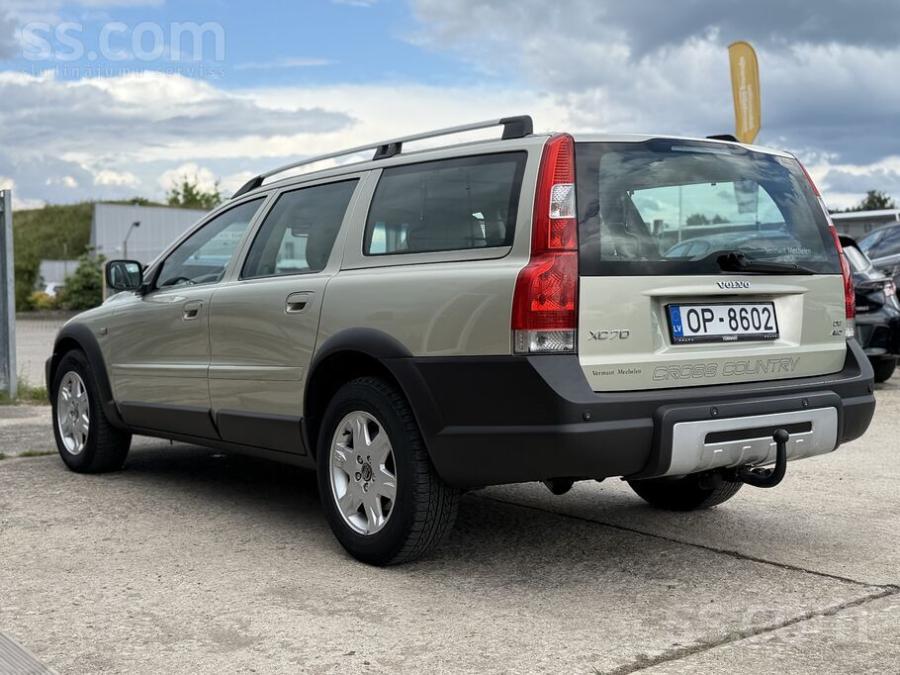 Volvo XC70 2006 Rīga, ar dzinēja tilpumu 2.40 L un nobraukumu 187 tūkst. km par 5900 €, foto 15 vietnē AUTOMOTO.COM.LV
