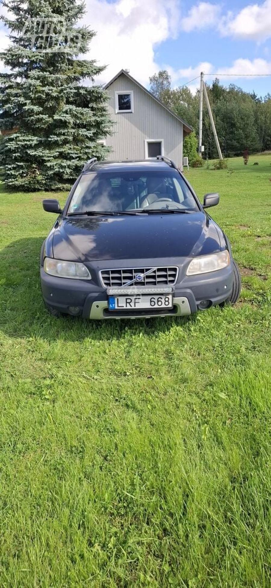 Volvo XC70 2006 in Trakai, with an engine capacity of 2.40 L and mileage of 282 thousand km for 2500 €, photo 1 on AUTOMOTO.COM.LV