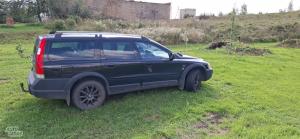 Volvo XC70 2006 in Trakai, with an engine capacity of 2.40 L and mileage of 282 thousand km for 2500 €, photo 5 on AUTOMOTO.COM.LV