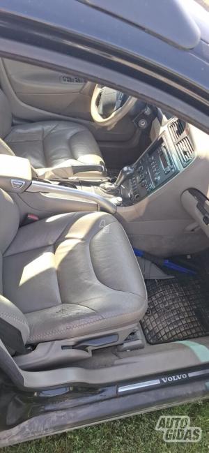 Volvo XC70 2006 in Trakai, with an engine capacity of 2.40 L and mileage of 282 thousand km for 2500 €, photo 12 on AUTOMOTO.COM.LV