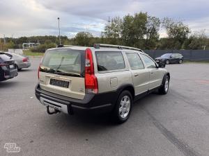 Volvo XC70 2006 in Jonava, with an engine capacity of 2.40 L and mileage of 390 thousand km for 4150 €, photo 6 on AUTOMOTO.COM.LV