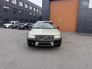 Volvo XC70 2006 in Jonava, with an engine capacity of 2.40 L and mileage of 390 thousand km for 4150 €, photo 11 on AUTOMOTO.COM.LV