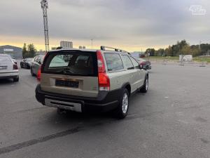 Volvo XC70 2006 in Jonava, with an engine capacity of 2.40 L and mileage of 390 thousand km for 4150 €, photo 14 on AUTOMOTO.COM.LV