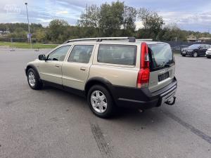 Volvo XC70 2006 in Jonava, with an engine capacity of 2.40 L and mileage of 390 thousand km for 4150 €, photo 16 on AUTOMOTO.COM.LV