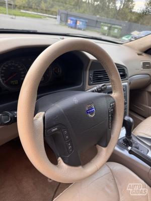 Volvo XC70 2006 in Jonava, with an engine capacity of 2.40 L and mileage of 390 thousand km for 4150 €, photo 21 on AUTOMOTO.COM.LV