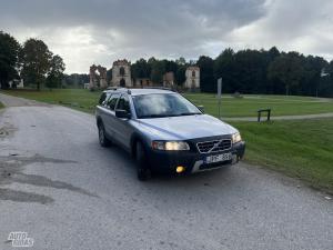 Volvo XC70 2006 in Vilnius, with an engine capacity of 2.40 L and mileage of 368 thousand km for 1699 €, photo 7 on AUTOMOTO.COM.LV