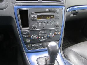 Volvo XC70 2006 in Riga, with an engine capacity of 2.40 L and mileage of 0 thousand km for 3990 €, photo 11 on AUTOMOTO.COM.LV