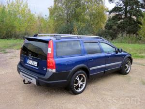 Volvo XC70 2006 in Riga, with an engine capacity of 2.40 L and mileage of 0 thousand km for 3990 €, photo 13 on AUTOMOTO.COM.LV