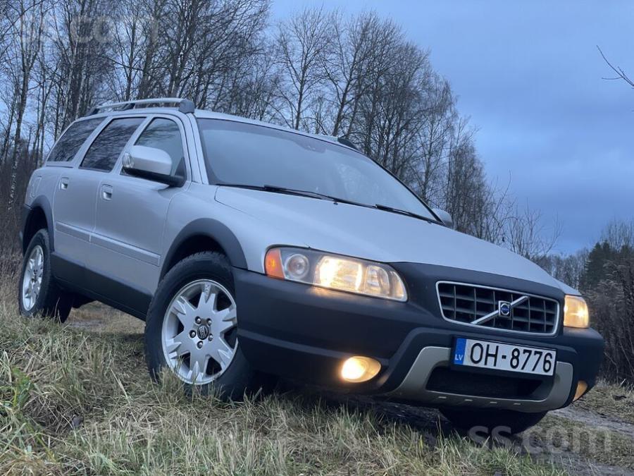 Volvo XC70 2007 Rīga, ar dzinēja tilpumu 2.40 L un nobraukumu 257 tūkst. km par 4950 €, foto 1 vietnē AUTOMOTO.COM.LV