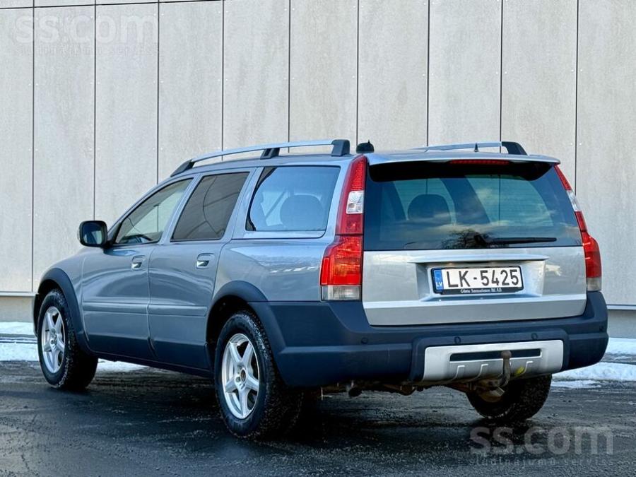 Volvo XC70 2007 Rīga, ar dzinēja tilpumu 2.40 L un nobraukumu 310 tūkst. km par 3170 €, foto 4 vietnē AUTOMOTO.COM.LV