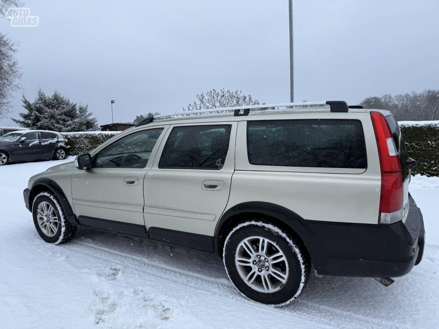 Volvo XC70 2007 Viļņa, ar dzinēja tilpumu 2.40 L un nobraukumu 269 tūkst. km par 4150 €, foto 6 vietnē AUTOMOTO.COM.LV