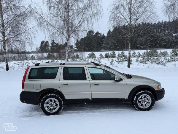 Volvo XC70 2007 in Vilnius, with an engine capacity of 2.40 L and mileage of 269 thousand km for 4150 €, photo 8 on AUTOMOTO.COM.LV