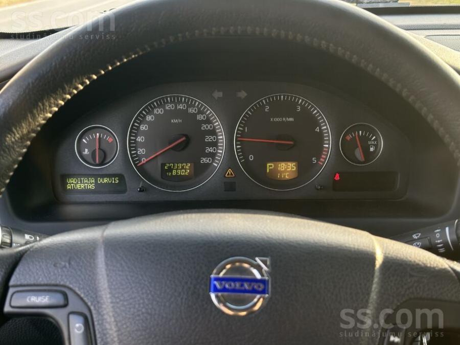 Volvo XC70 2007 Rīga, ar dzinēja tilpumu 2.40 L un nobraukumu 274 tūkst. km par 3500 €, foto 10 vietnē AUTOMOTO.COM.LV