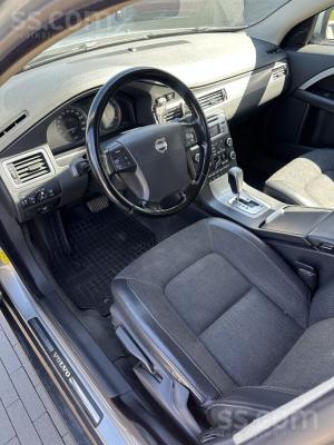 Volvo XC70 2007 Rēzekne, ar dzinēja tilpumu 2.40 L un nobraukumu 315 tūkst. km par 5980 €, foto 12 vietnē AUTOMOTO.COM.LV