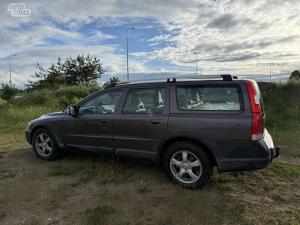 Volvo XC70 2007 in Vilnius, with an engine capacity of 2.40 L and mileage of 0 thousand km for 2750 €, photo 7 on AUTOMOTO.COM.LV