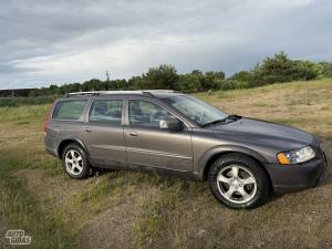 Volvo XC70 2007 in Vilnius, with an engine capacity of 2.40 L and mileage of 0 thousand km for 2750 €, photo 16 on AUTOMOTO.COM.LV
