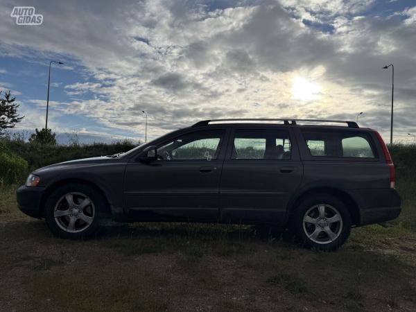 Volvo XC70 2007 Viļņa, ar dzinēja tilpumu 2.40 L un nobraukumu 0 tūkst. km par 2750 €, foto 3 vietnē AUTOMOTO.COM.LV