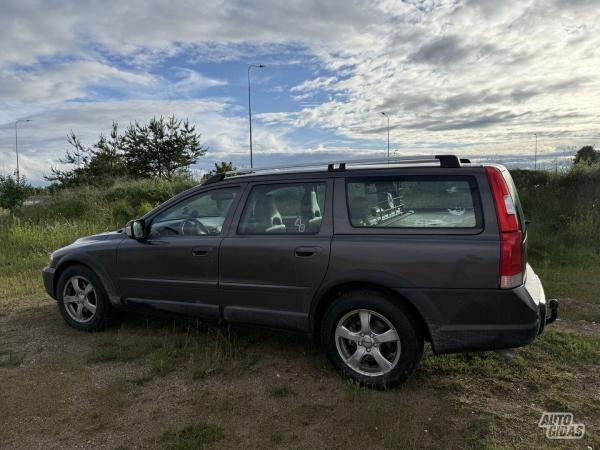 Volvo XC70 2007 Viļņa, ar dzinēja tilpumu 2.40 L un nobraukumu 0 tūkst. km par 2750 €, foto 5 vietnē AUTOMOTO.COM.LV