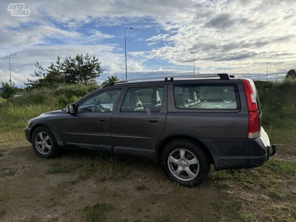 Volvo XC70 2007 Viļņa, ar dzinēja tilpumu 2.40 L un nobraukumu 0 tūkst. km par 2750 €, foto 6 vietnē AUTOMOTO.COM.LV