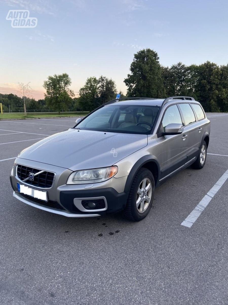 Volvo XC70 2007 in Trakai, with an engine capacity of 2.40 L and mileage of 440 thousand km for 4250 €, photo 4 on AUTOMOTO.COM.LV
