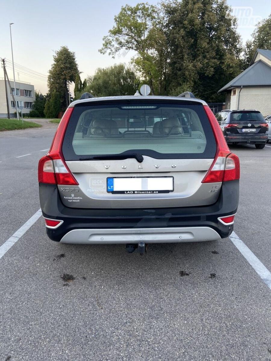 Volvo XC70 2007 in Trakai, with an engine capacity of 2.40 L and mileage of 440 thousand km for 4250 €, photo 7 on AUTOMOTO.COM.LV
