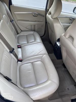 Volvo XC70 2007 in Trakai, with an engine capacity of 2.40 L and mileage of 440 thousand km for 4250 €, photo 12 on AUTOMOTO.COM.LV