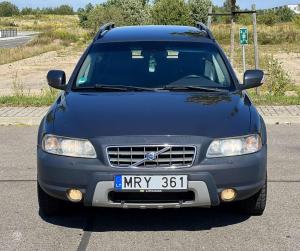 Volvo XC70 2007 in Vilnius, with an engine capacity of 2.40 L and mileage of 330 thousand km for 3800 €, photo 3 on AUTOMOTO.COM.LV