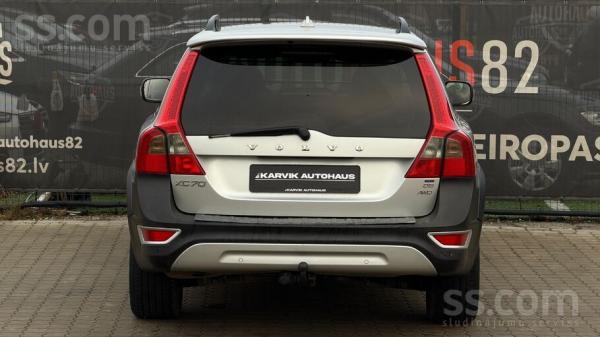 Volvo XC70 2008 in Liepaja, with an engine capacity of 2.40 L and mileage of 403 thousand km for 6500 €, photo 5 on AUTOMOTO.COM.LV