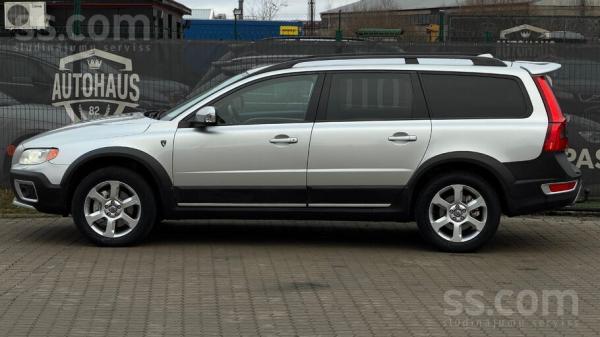 Volvo XC70 2008 in Liepaja, with an engine capacity of 2.40 L and mileage of 403 thousand km for 6500 €, photo 7 on AUTOMOTO.COM.LV