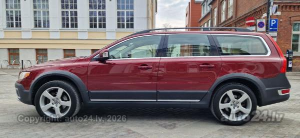 Volvo XC70 2008 in Tartu, with an engine capacity of 3.20 L and mileage of 162 thousand km for 9900 €, photo 7 on AUTOMOTO.COM.LV