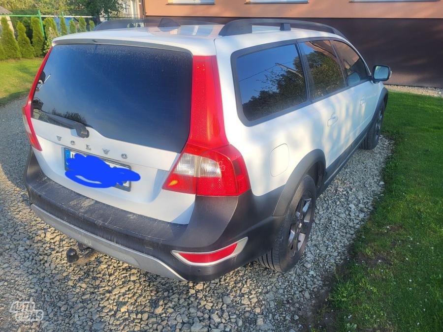 Volvo XC70 2008 in Kaunas, with an engine capacity of 3.20 L and mileage of 162 thousand km for 6500 €, photo 6 on AUTOMOTO.COM.LV