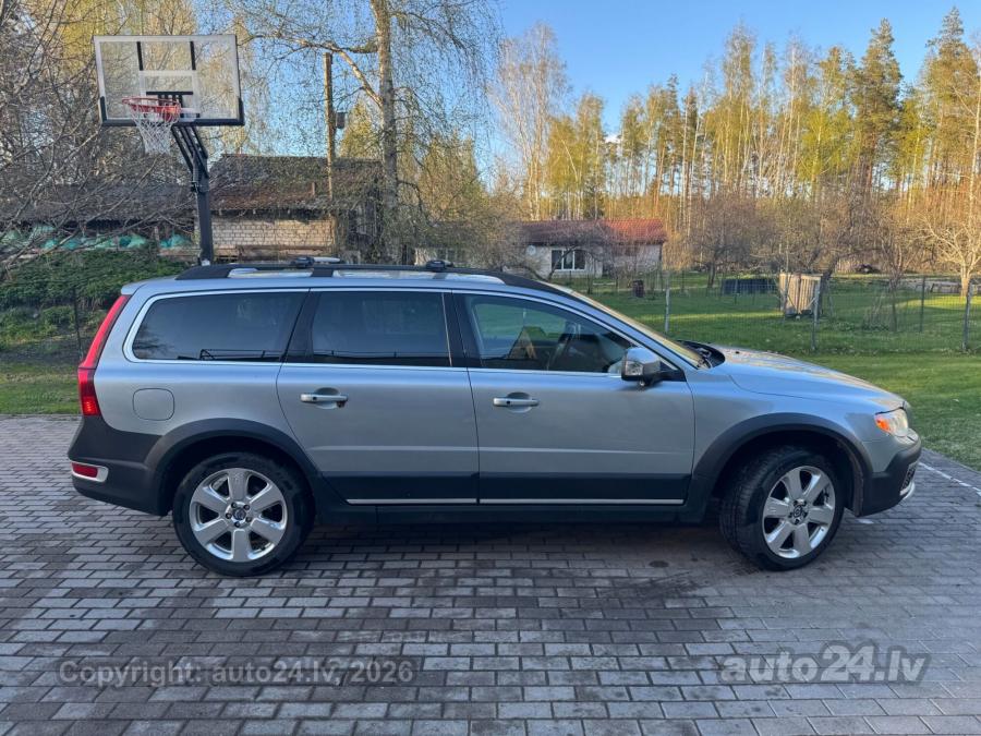 Volvo XC70 2008 Tallina, ar dzinēja tilpumu 2.40 L un nobraukumu 354 tūkst. km par 4499 €, foto 4 vietnē AUTOMOTO.COM.LV