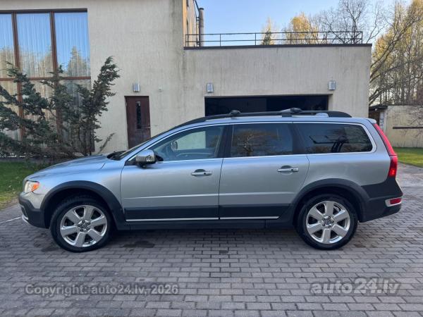 Volvo XC70 2008 in Tallinn, with an engine capacity of 2.40 L and mileage of 354 thousand km for 4499 €, photo 4 on AUTOMOTO.COM.LV