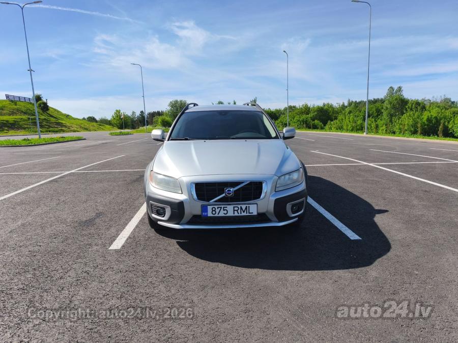 Volvo XC70 2008 in Narva, with an engine capacity of 2.40 L and mileage of 289 thousand km for 6300 €, photo 7 on AUTOMOTO.COM.LV