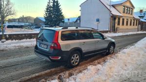 Volvo XC70 2008 Liepāja, ar dzinēja tilpumu 2.40 L un nobraukumu 398 tūkst. km par 3800 €, foto 6 vietnē AUTOMOTO.COM.LV