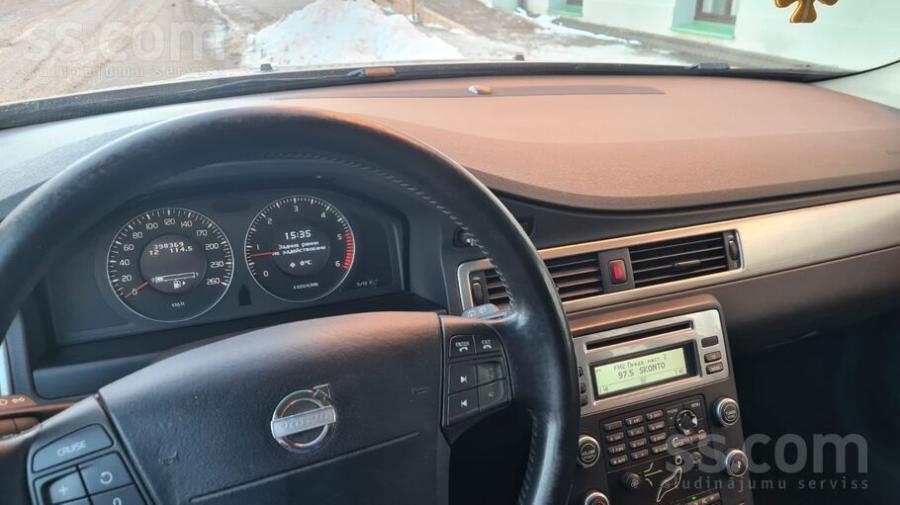 Volvo XC70 2008 Liepāja, ar dzinēja tilpumu 2.40 L un nobraukumu 398 tūkst. km par 3800 €, foto 10 vietnē AUTOMOTO.COM.LV