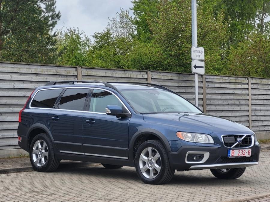 Volvo XC70 2008 Rīga, ar dzinēja tilpumu 2.40 L un nobraukumu 339 tūkst. km par 6990 €, foto 6 vietnē AUTOMOTO.COM.LV