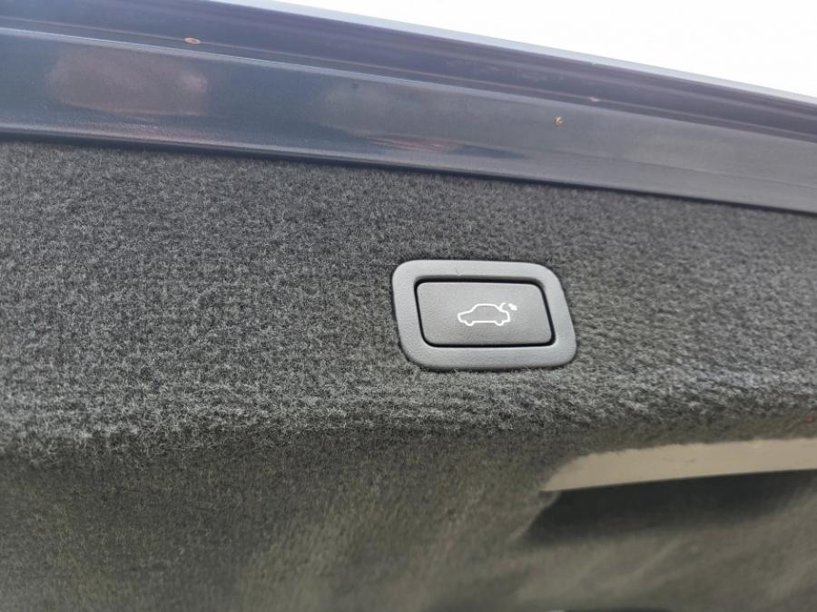 Volvo XC70 2008 Rīga, ar dzinēja tilpumu 2.40 L un nobraukumu 339 tūkst. km par 6990 €, foto 14 vietnē AUTOMOTO.COM.LV