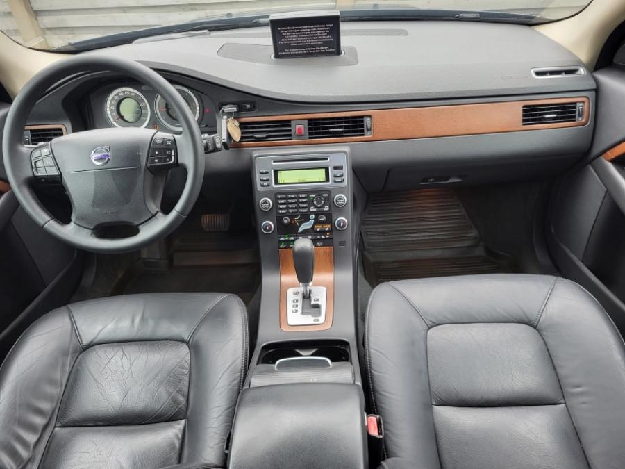 Volvo XC70 2008 Rīga, ar dzinēja tilpumu 2.40 L un nobraukumu 339 tūkst. km par 6990 €, foto 29 vietnē AUTOMOTO.COM.LV