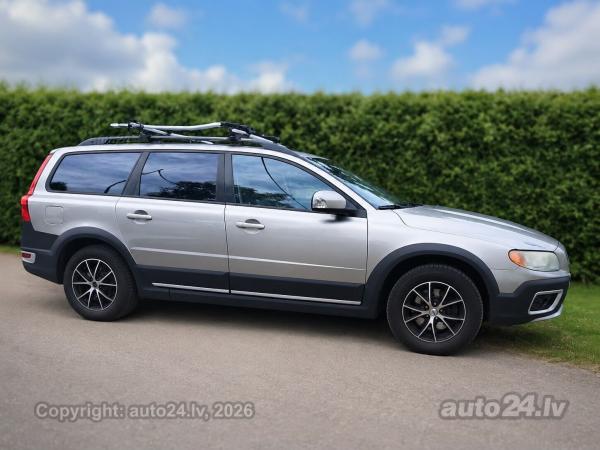 Volvo XC70 2008 Tallina, ar dzinēja tilpumu 2.40 L un nobraukumu 376 tūkst. km par 6500 €, foto 3 vietnē AUTOMOTO.COM.LV