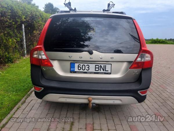 Volvo XC70 2008 Tallina, ar dzinēja tilpumu 2.40 L un nobraukumu 376 tūkst. km par 6500 €, foto 4 vietnē AUTOMOTO.COM.LV