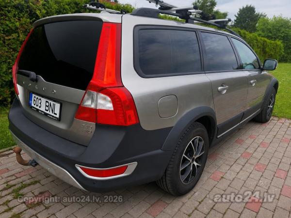 Volvo XC70 2008 in Tallinn, with an engine capacity of 2.40 L and mileage of 376 thousand km for 6500 €, photo 5 on AUTOMOTO.COM.LV