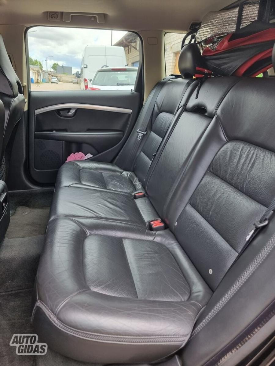Volvo XC70 2008 Ariogala, ar dzinēja tilpumu 2.40 L un nobraukumu 286 tūkst. km par 5500 €, foto 7 vietnē AUTOMOTO.COM.LV