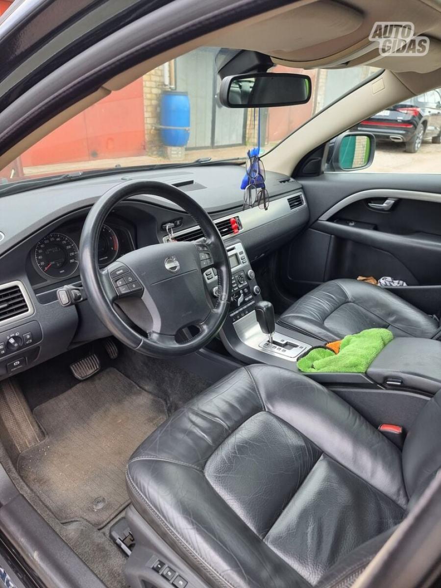 Volvo XC70 2008 Ariogala, ar dzinēja tilpumu 2.40 L un nobraukumu 286 tūkst. km par 5500 €, foto 8 vietnē AUTOMOTO.COM.LV