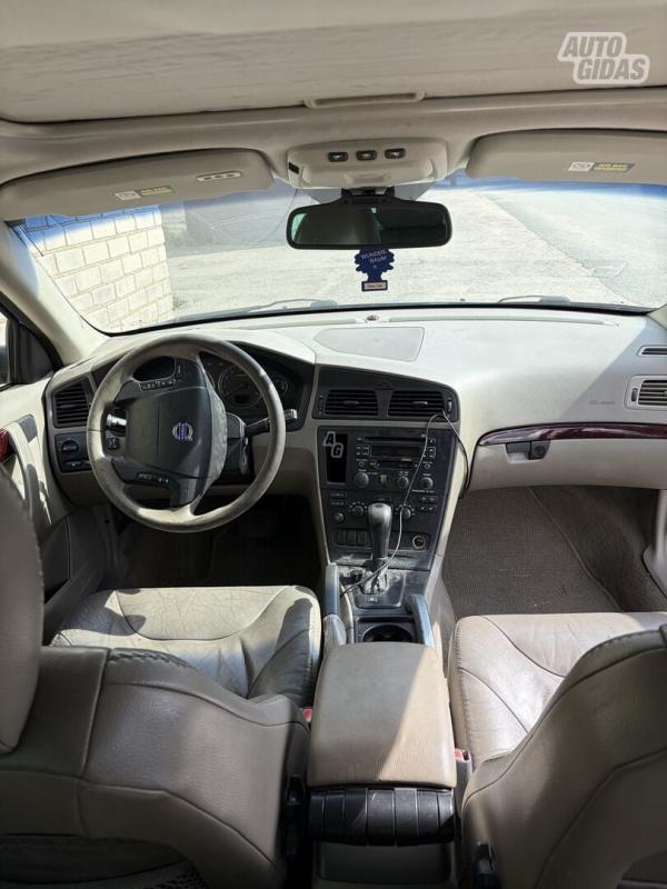 Volvo XC70 2008 in Sirvintos, with an engine capacity of 2.50 L and mileage of 216 thousand km for 550 €, photo 9 on AUTOMOTO.COM.LV
