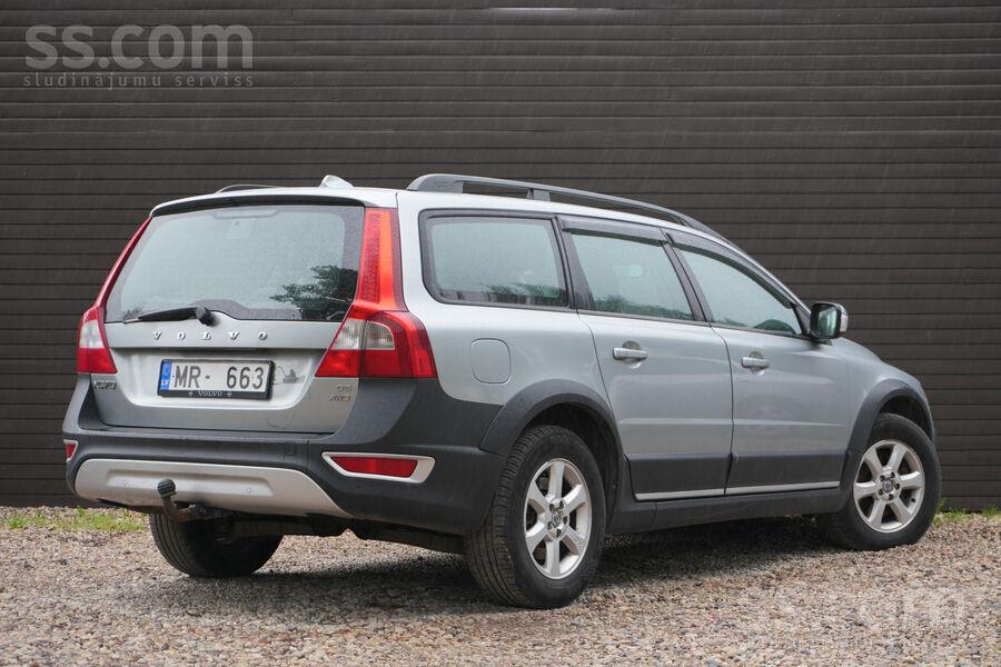 Volvo XC70 2009 Rīga, ar dzinēja tilpumu 2.40 L un nobraukumu 300 tūkst. km par 7400 €, foto 3 vietnē AUTOMOTO.COM.LV